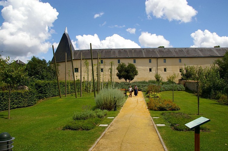 Office de tourisme — Monts et Vallées de Meuse Dun-sur-Meuse, Stenay